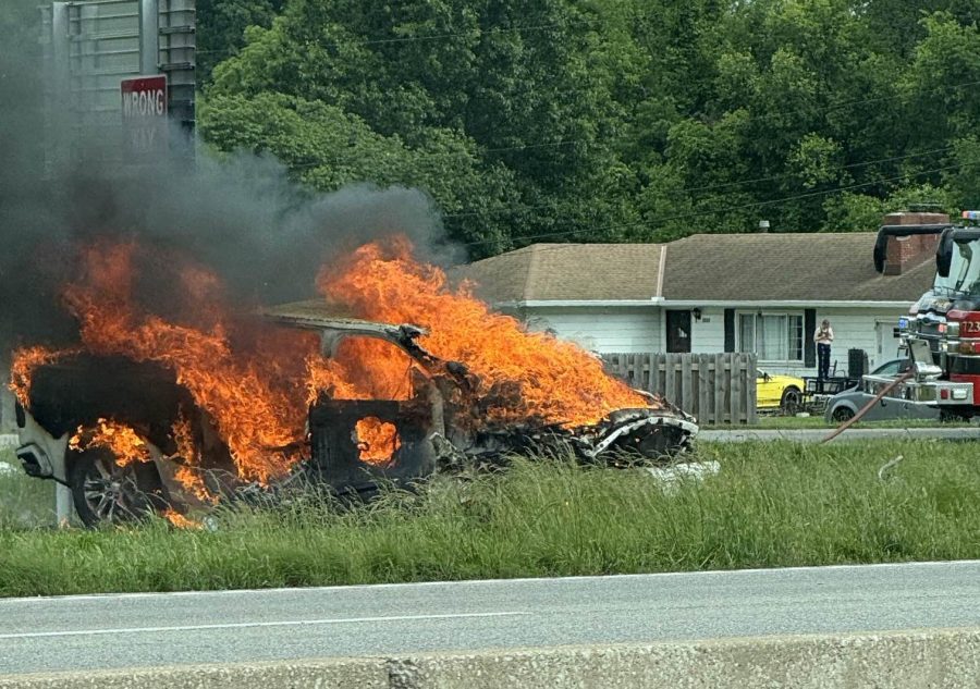 Two people hospitalized after fiery crash near I-49 in Grandview ...