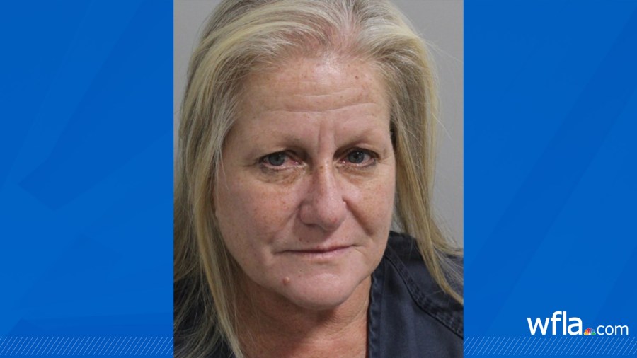 Florida substitute teacher arrested for showing students sexual photos ...