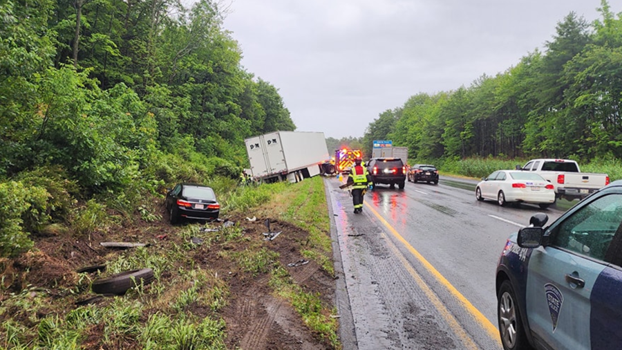 Traffic delays on Mass. Pike in Charlton after tractor-trailer crash