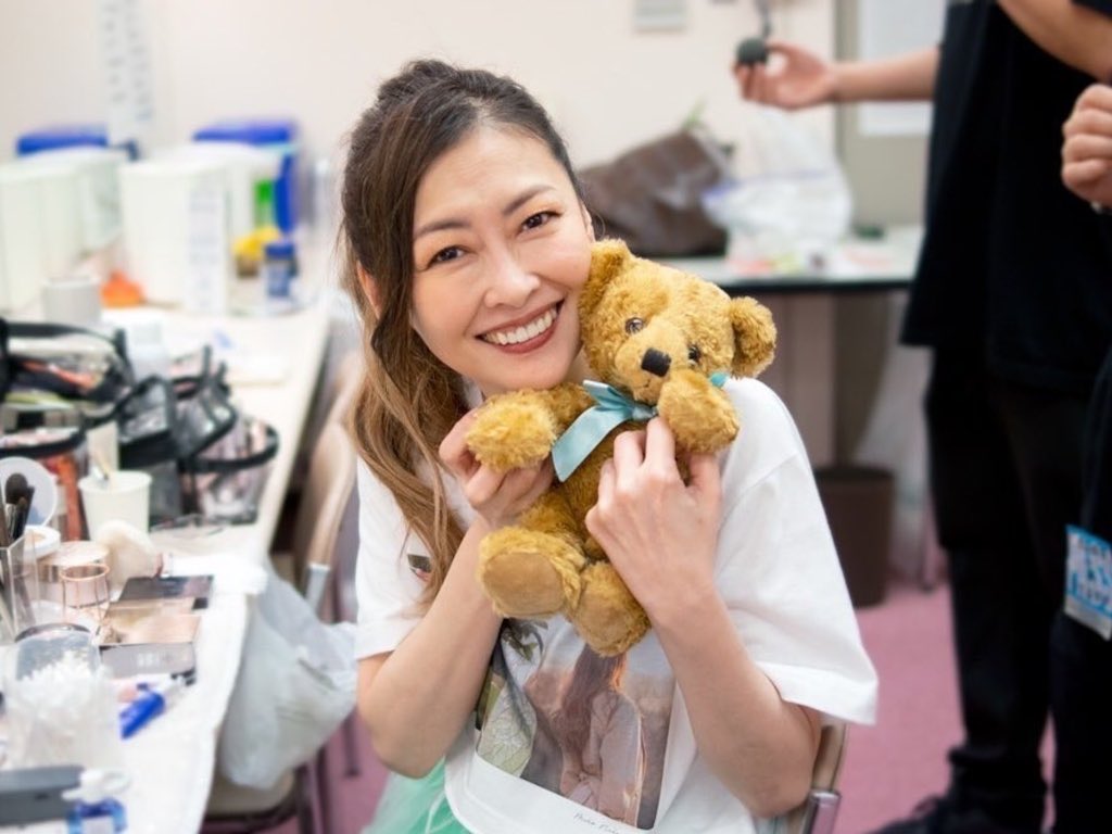 Farewell ceremony for late singer-actress Miho Nakayama set for April - Yahoo Life Singapore