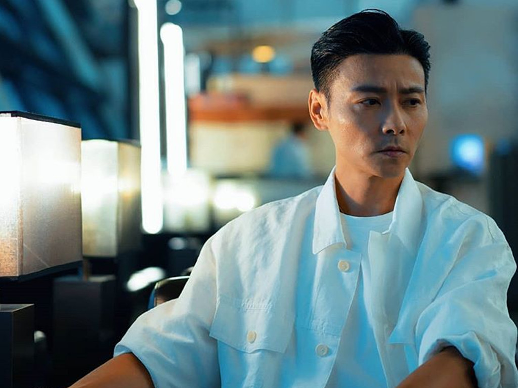 Max Zhang nearly broke his back filming "The Invincible Dragon" - Yahoo ...