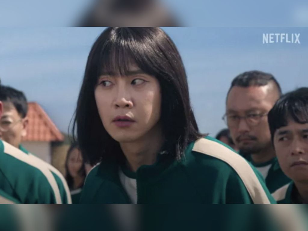 "Squid Game 2" actor Park Sung-hoon apologizes for accidental adult content post - Yahoo Life ...