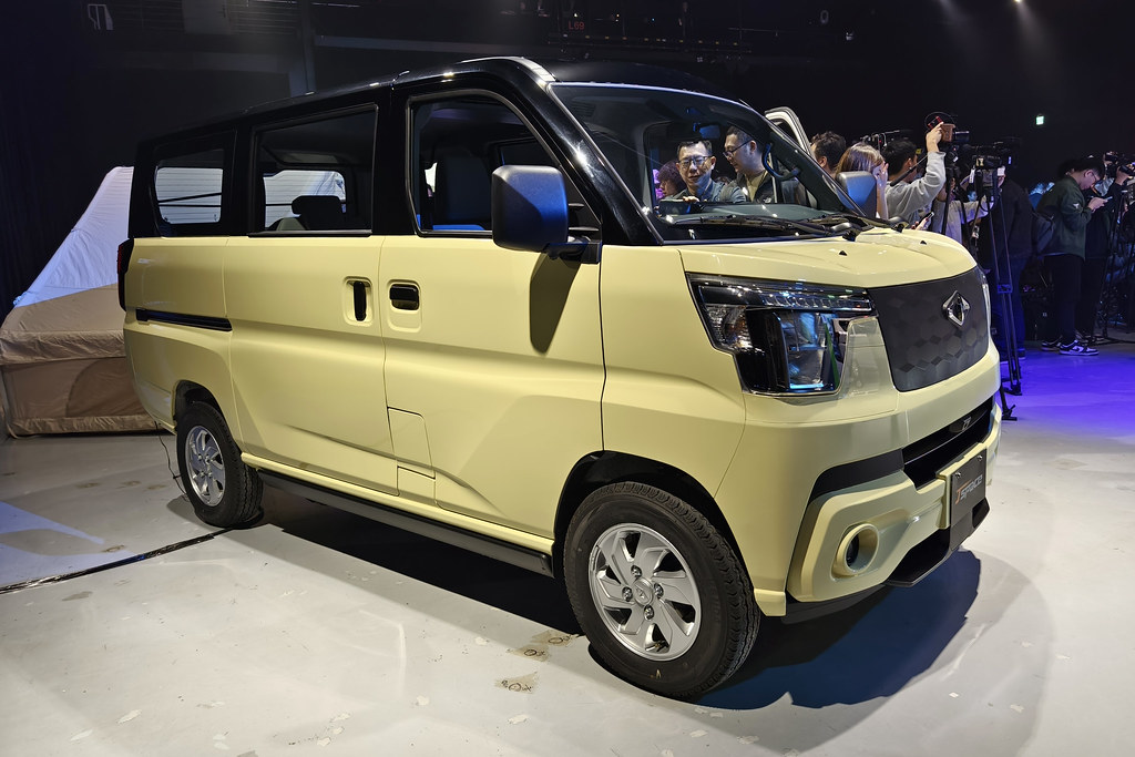 中華汽車全新輕商J Space上市！內外質感大升級、領先搭載Level 2駕駛輔助 - Yahoo汽車機車