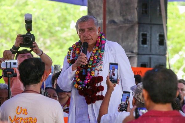 ¿Pleito Adán Augusto-Televisa? Televisora le dedica más tiempo que a ...