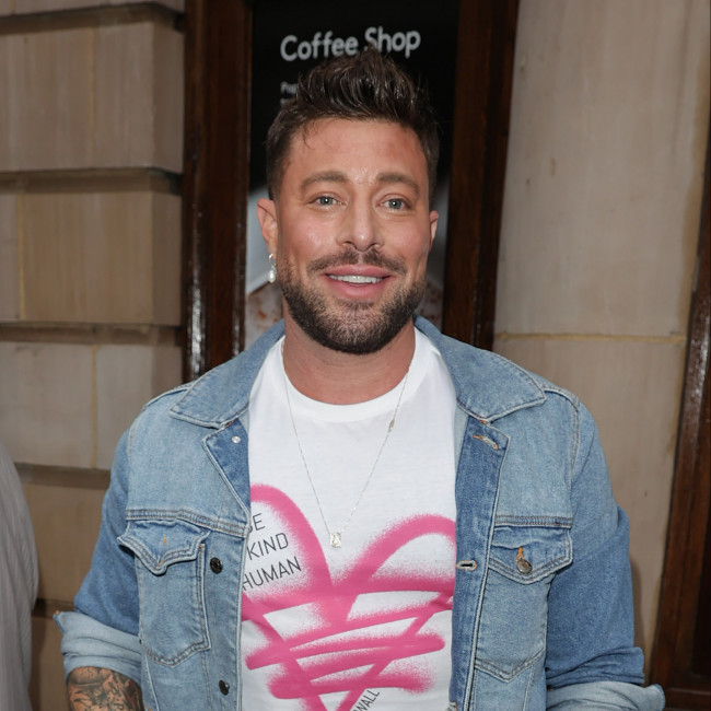 Duncan James estaba 'muy asustado' de salir del clóset - Yahoo Vida y ...