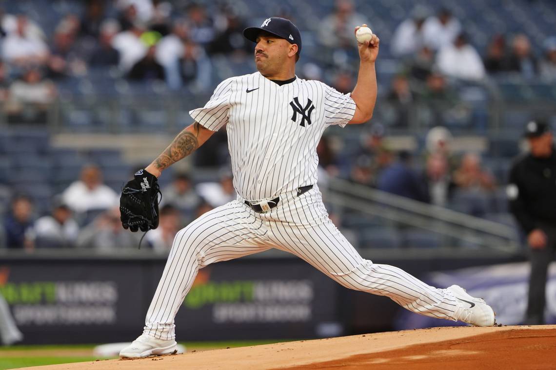 Pitcher cubano de los Yankees brilla en la lomita y oscurece por ...