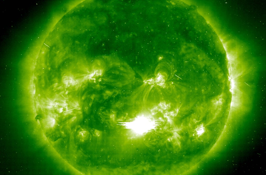 Alerta de tormenta solar importante tras el impacto de una gran ...
