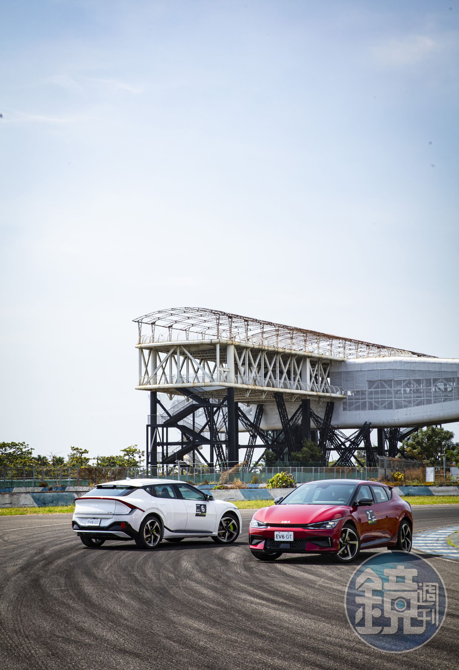 【鏡試駕】虎嘯大鵬灣！KIA EV6 GT - Yahoo汽車機車