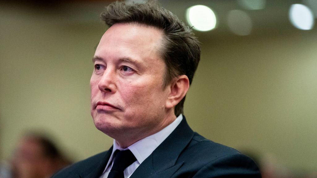 Musk redouble d’attaques contre l’UE et les « commissaires de la Stasi » après son amende ...