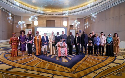 Les ambassadeurs de la fraternité humaine se réunissent pour discuter ...