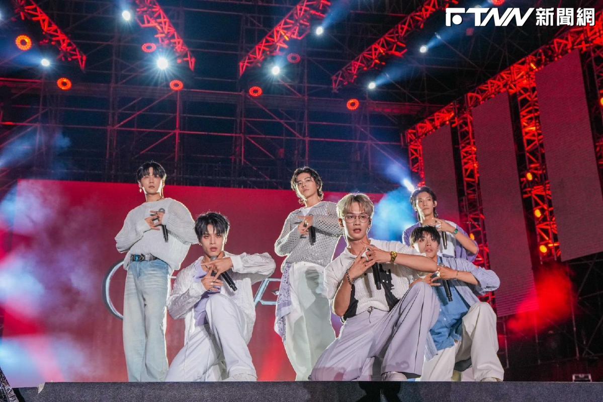 Ozone文廷登台出狀況帥氣側翻腳滑！理想混蛋唱到破音 尬喊「回家療傷」