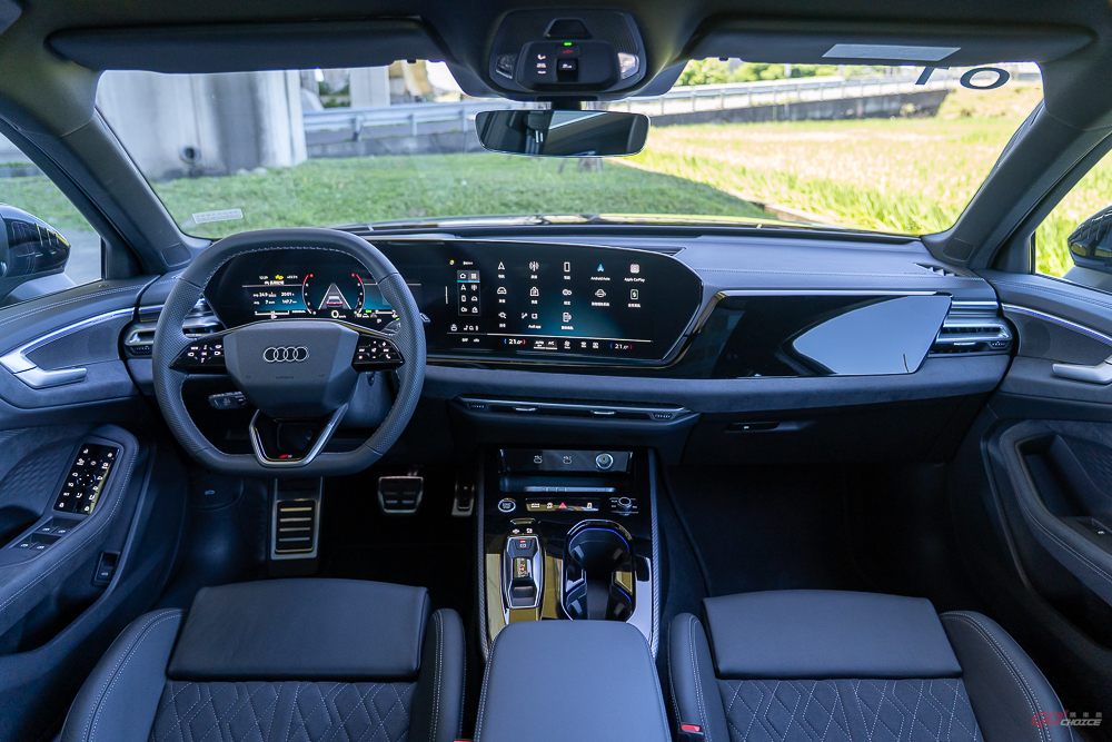 美型能彌補它失去 quattro 的靈魂嗎？｜Audi B10 世代 A5 Avant 試駕 - Yahoo汽車機車