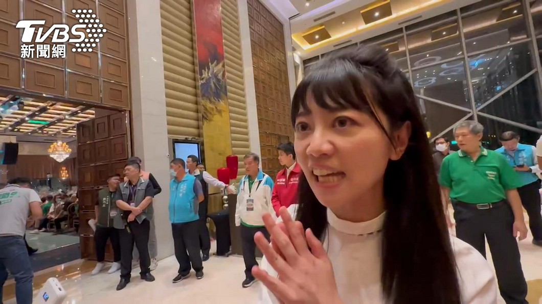 賴幫站台！介紹高嘉瑜「一句話帶過」 轉頭挺苗博雅台下歡呼超大聲 - Yahoo奇摩汽車機車