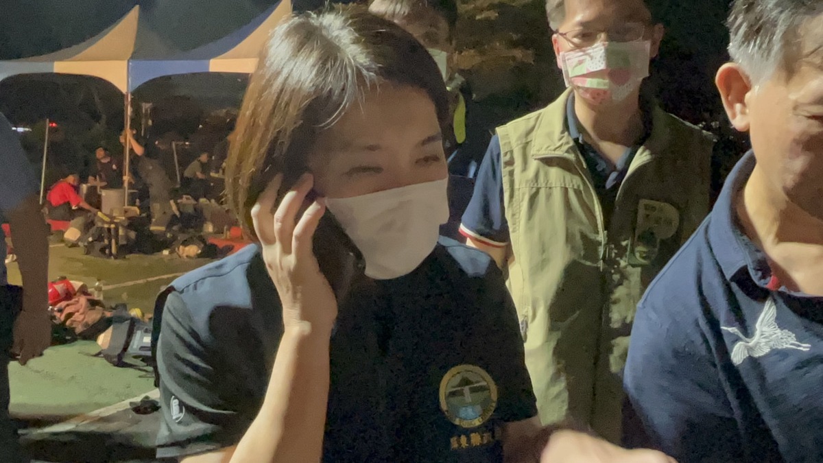 屏東加工區火警 一消防員OHCA、3消防員及7員工失聯