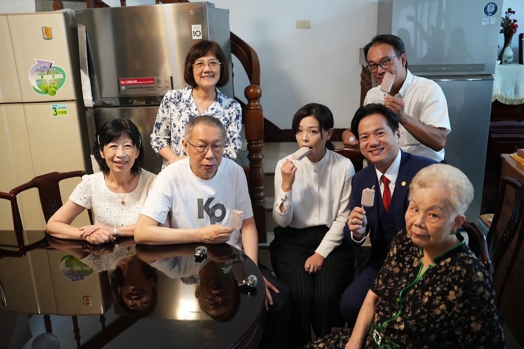 拆解柯文哲吃冰照玄機 四叉貓：3台冰箱、2個貪汙、1個酒駕、1個性騷