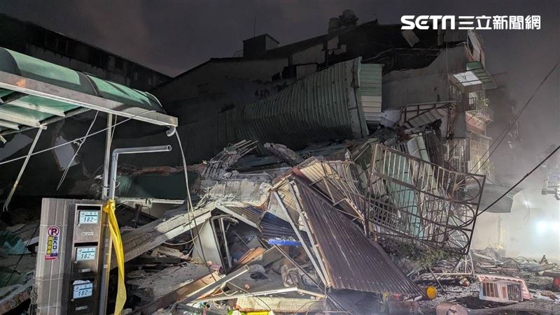 住戶痛失家園淚崩！三重六張街民宅倒塌 64戶162人緊急安置