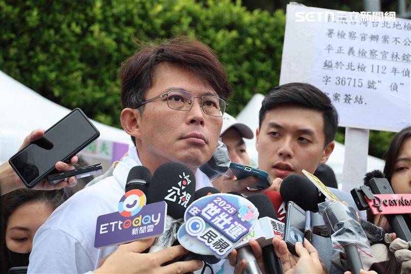 評426遊行「噁心」污辱台灣人！加拿大記者點名黃國昌開轟：讓人失望