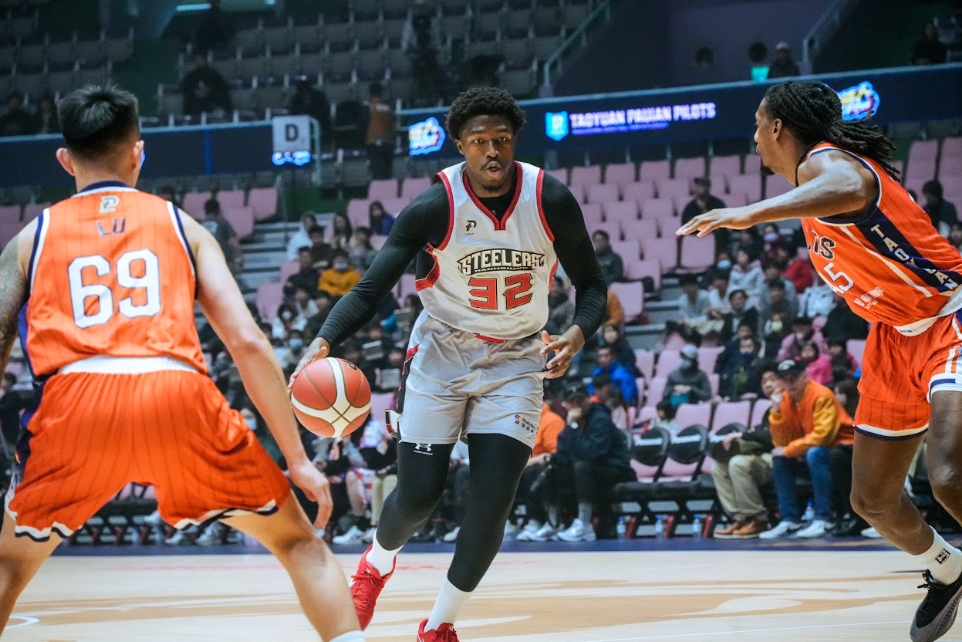 PLG》喬迪33分20籃板制霸禁區、艾賽亞攻下39分 鋼鐵人116比108擊敗領航猿終結12連敗