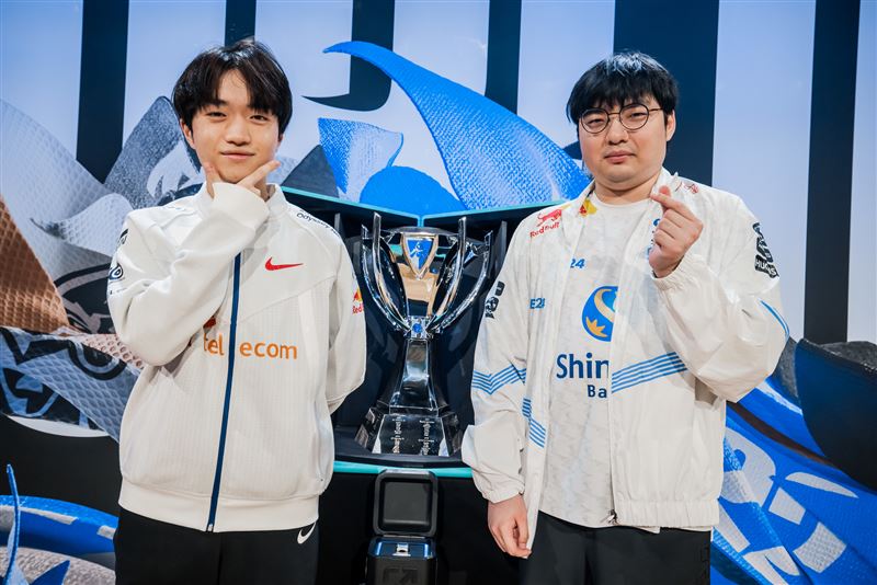 獨家／《英雄聯盟》世界賽DRX專訪 Deft：讓二追三擊敗EDG印象最深刻 - Yahoo汽車機車