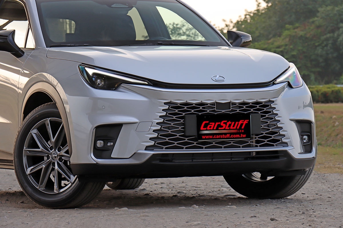 不受世俗眼光束縛的次世代小型高級車：LEXUS LBX - Yahoo奇摩汽車機車