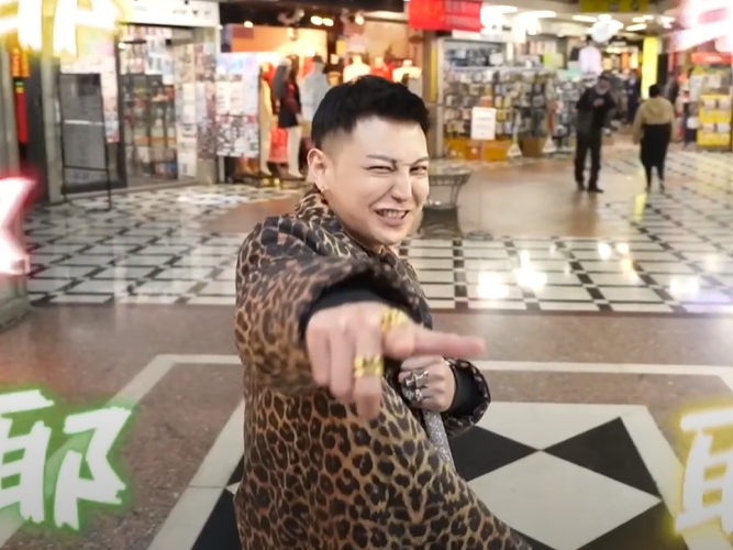 Fans17爆有「未成年性影像」 網紅、軍警涉入「爆料公社」負責人遭收押